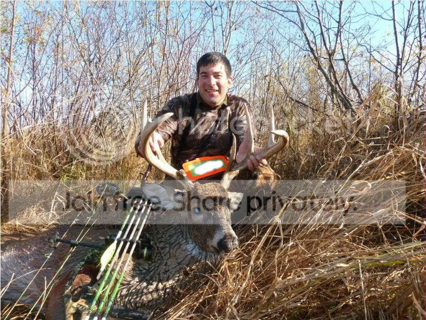 Finally, I got one. My 1st bow buck - Hunting Beast™ / The Hunting Beast™